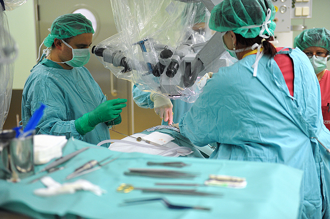 Operacja na otwartym mózgu. Uratowali 11-latka [ZDJĘCIA] - Region ...