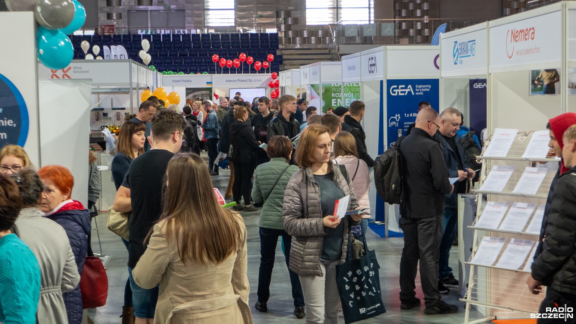 Targi pracy w Szczecinie. Czym kierujemy się przy wyborze [WIDEO, ZDJĘCIA] - Region - Radio Szczecin
